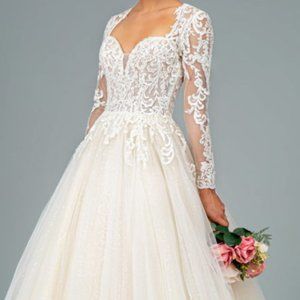 gls | Dresses | New Long Hug Shoulder Wedding Dress With Cut Out Back ...